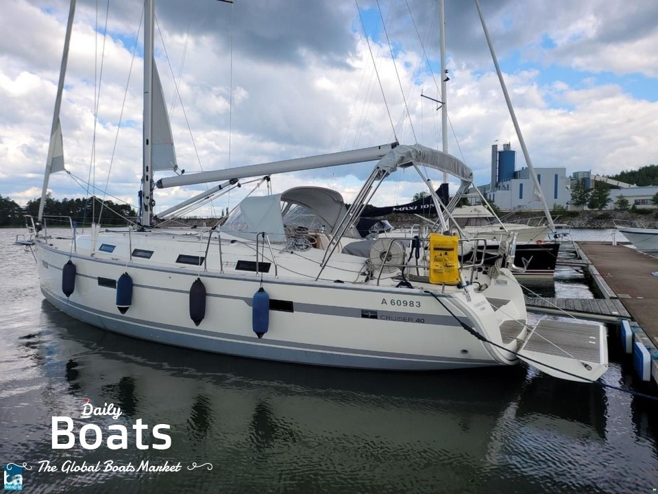 2011 Bavaria 40 Cruiser te koop. Bekijk prijs, foto's en 2011 Bavaria ...