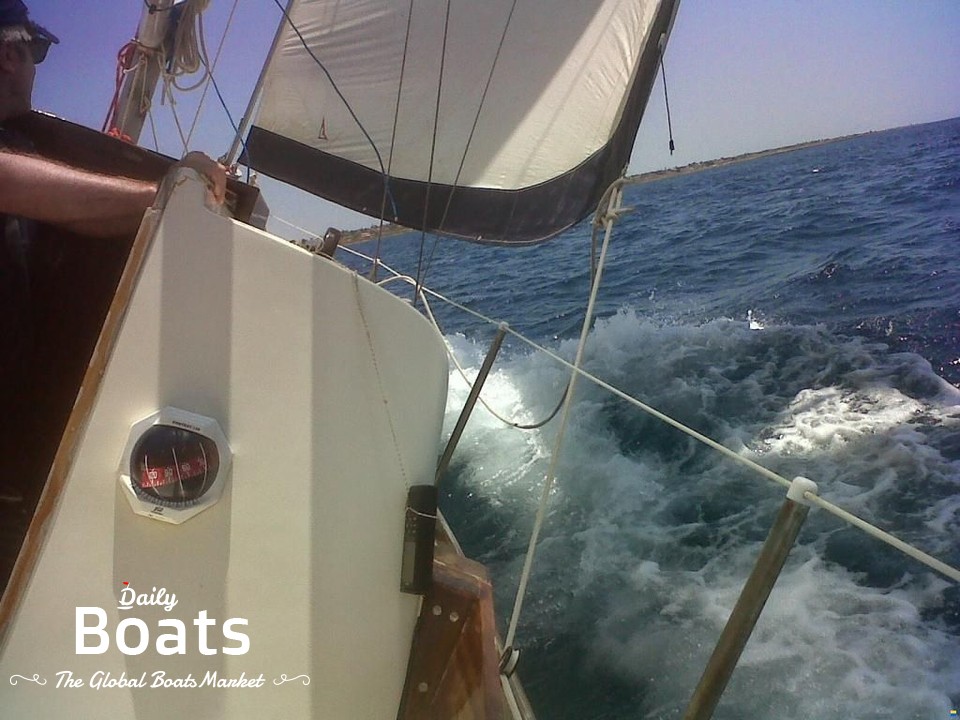 1967 Islander 29 for sale. View price, photos and Buy 1967 Islander 29 ...