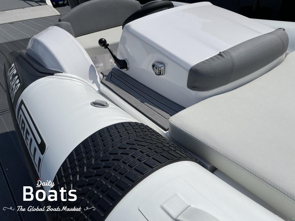 2021 PIRELLI Speedboats J33 for sale. View price, photos and Buy 2021 ...