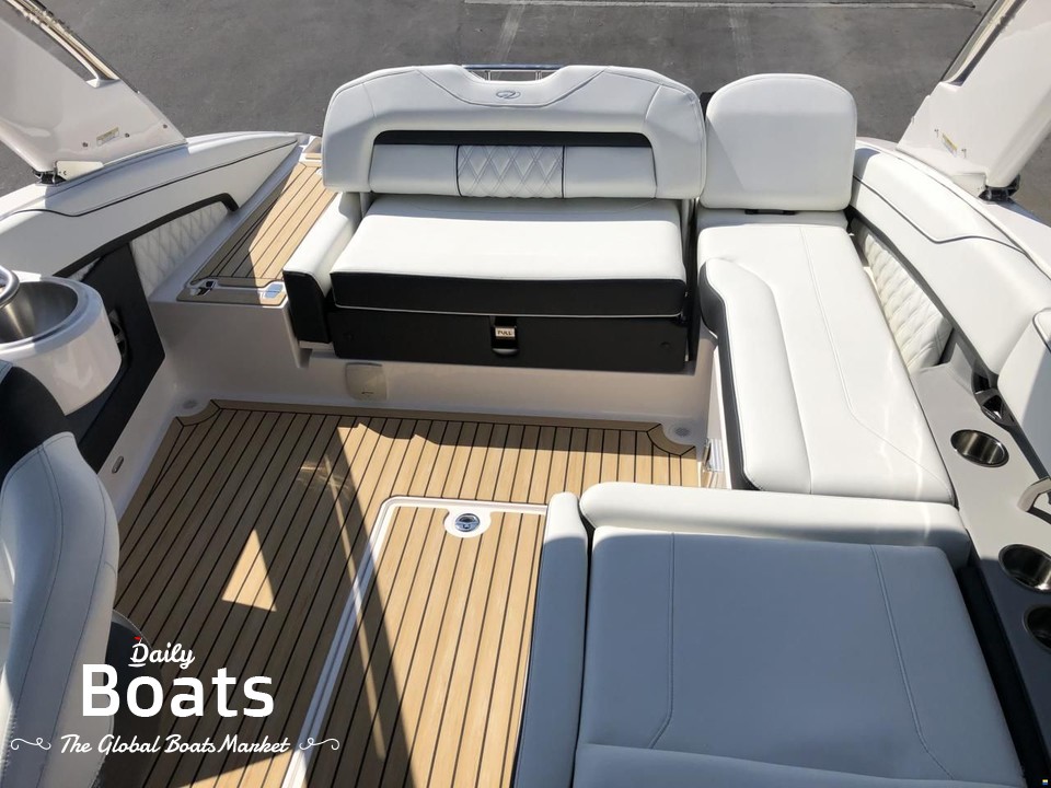 2022 Regal Ls4 Cuddy for sale. View price, photos and Buy 2022 Regal ...