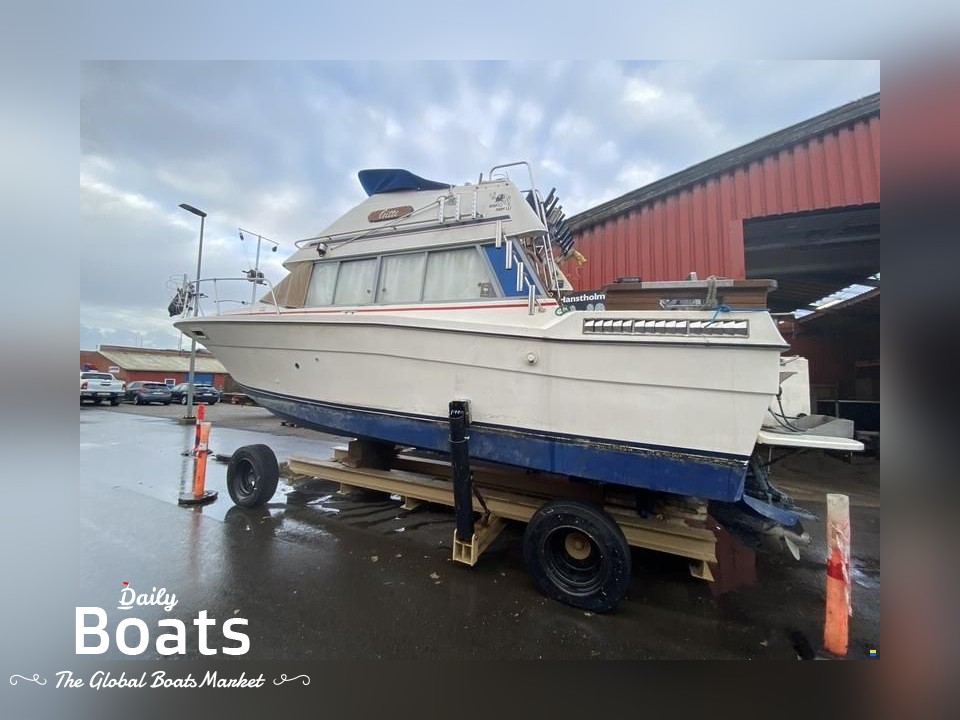 1984 Bayliner 2860 Flybridge Projektskib for sale. View price, photos ...