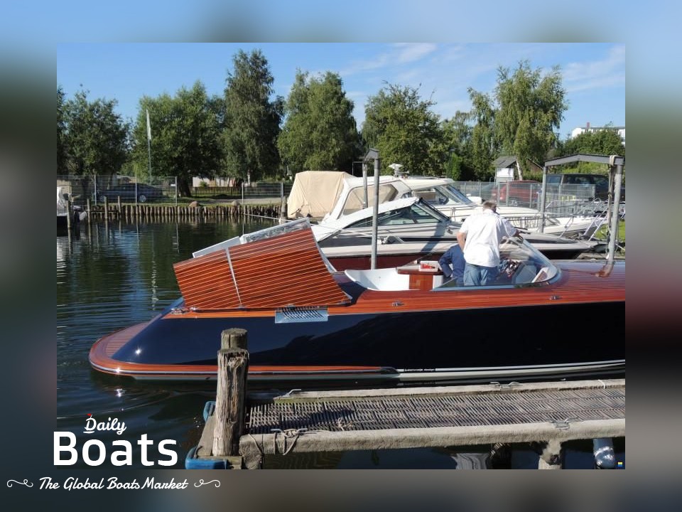 2012 Classic Runabout 33 Fuss for sale. View price, photos and Buy 2012 ...