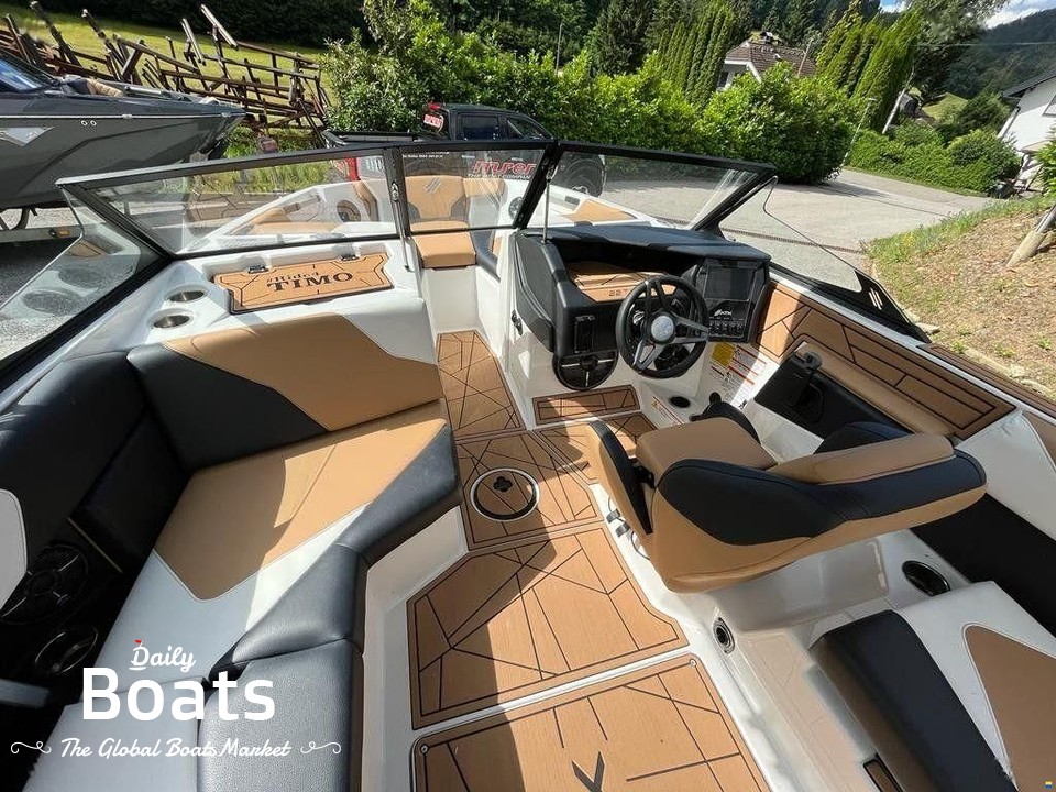 Atx 22 Ahnl Mastercraft Malibu 22 S Bj 2 for sale. View price, photos ...