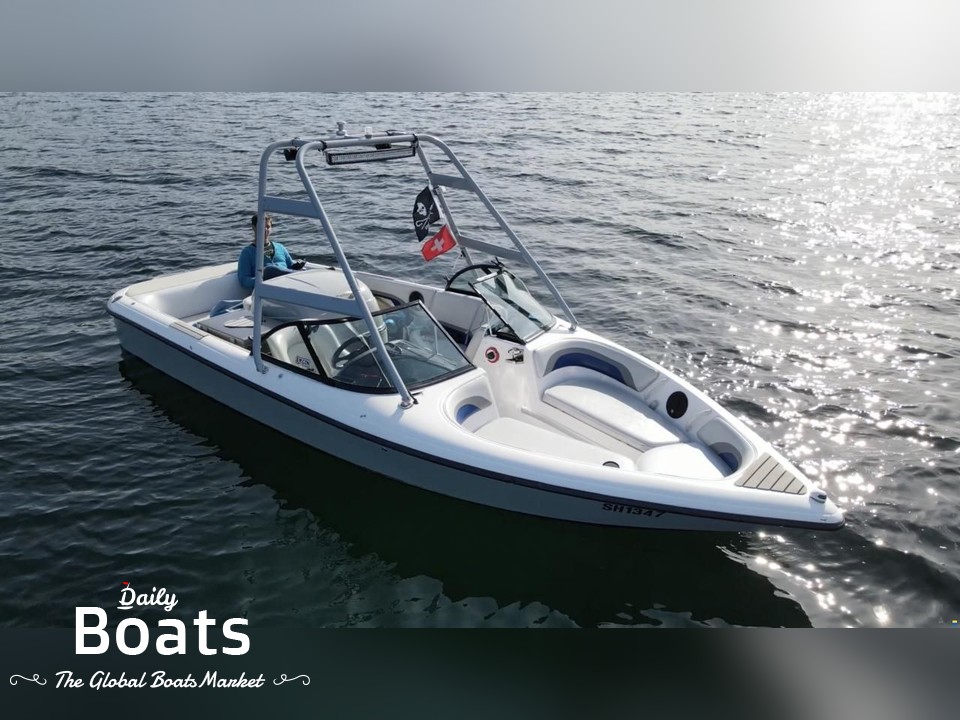 2000 Moomba Outback for sale. View price, photos and Buy 2000 Moomba ...