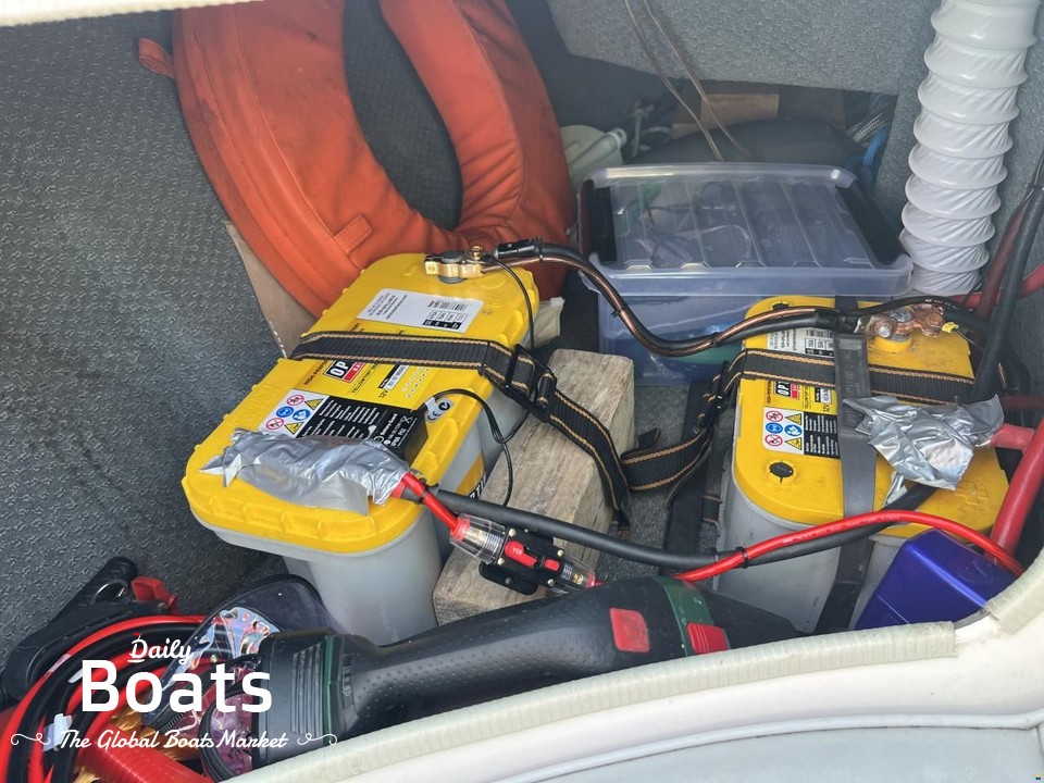 2000 Moomba Outback for sale. View price, photos and Buy 2000 Moomba ...