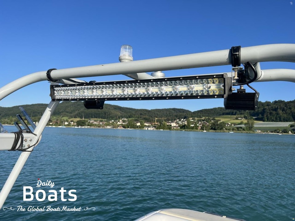 2000 Moomba Outback for sale. View price, photos and Buy 2000 Moomba ...