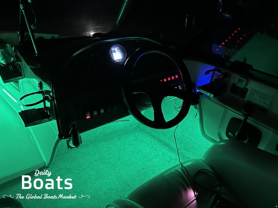 2000 Moomba Outback for sale. View price, photos and Buy 2000 Moomba ...