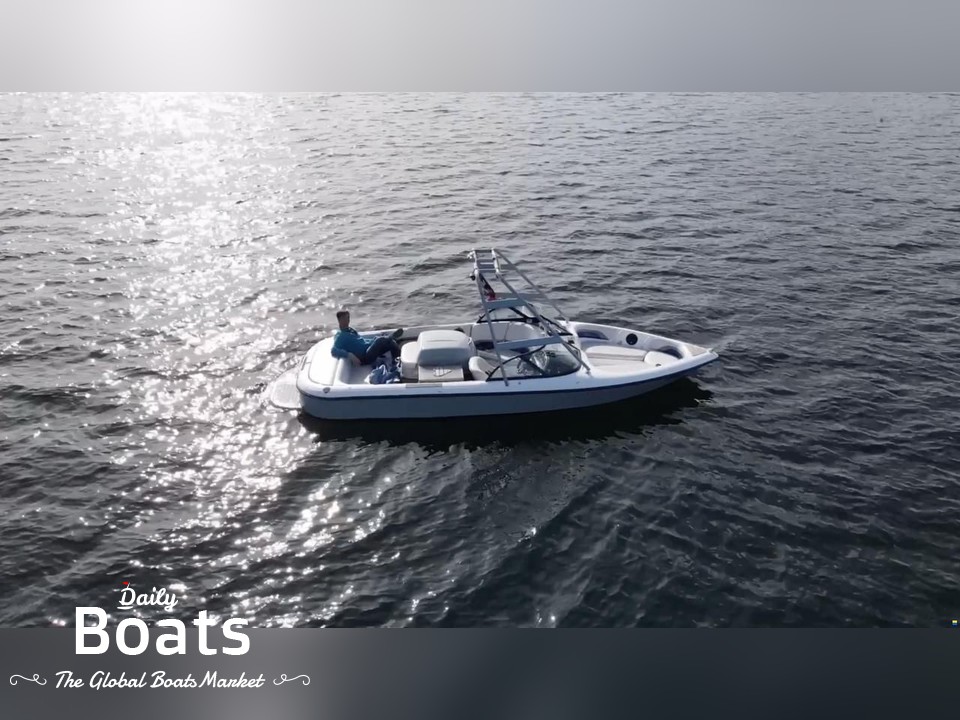 2000 Moomba Outback for sale. View price, photos and Buy 2000 Moomba ...