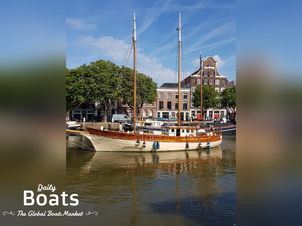 Solid classic seagoing sailingyacht oak for sale in Europe - Daily Boats