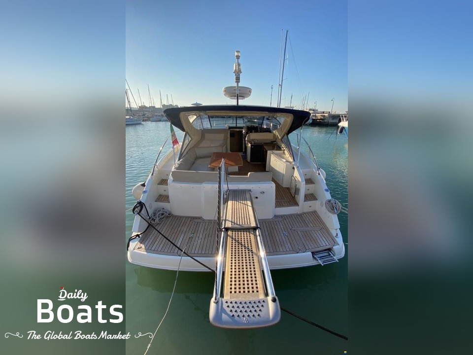 2010 Azimut Atlantis 40 Ht for sale. View price, photos and Buy 2010 ...