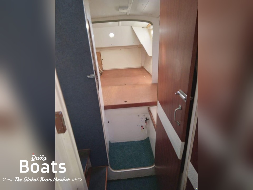 1990 Henze Suncat 36 for sale. View price, photos and Buy 1990 Henze ...