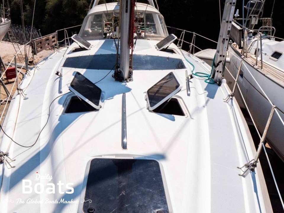 1996 Hunter Legend 430 for sale. View price, photos and Buy 1996 Hunter ...