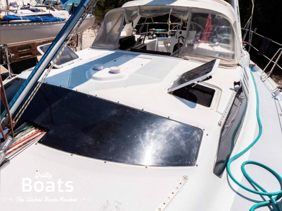 1996 Hunter Legend 430 for sale. View price, photos and Buy 1996 Hunter ...