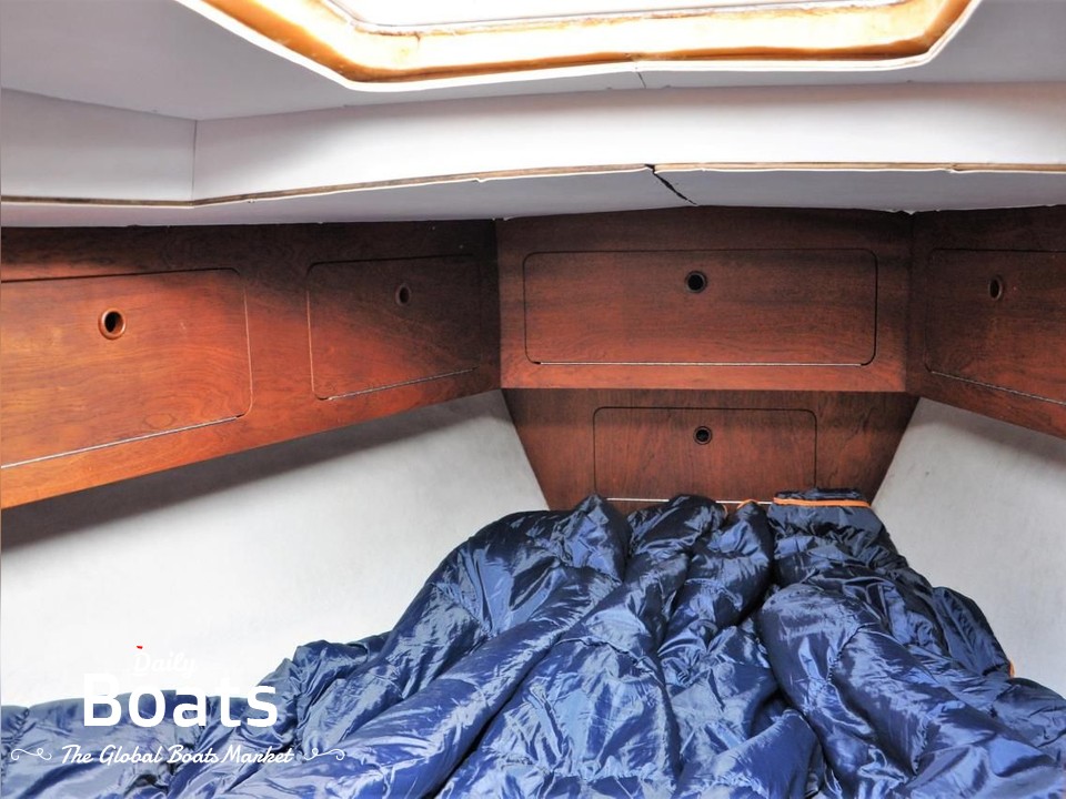 1986 Phantom 32 for sale. View price, photos and Buy 1986 Phantom 32 ...