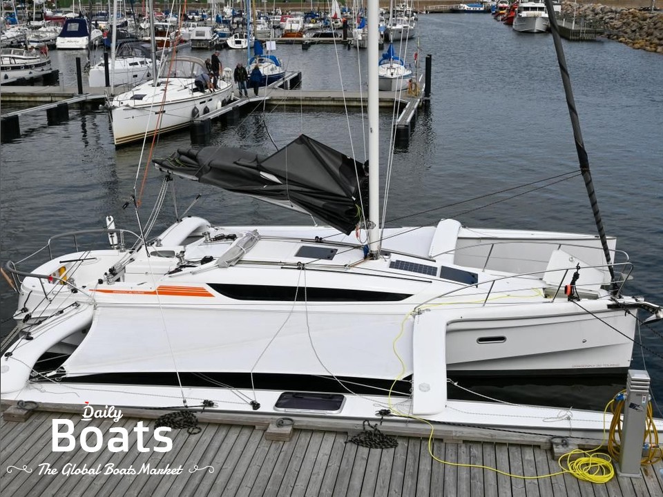 2020 Dragonfly 32 Touring for sale. View price, photos and Buy 2020 ...