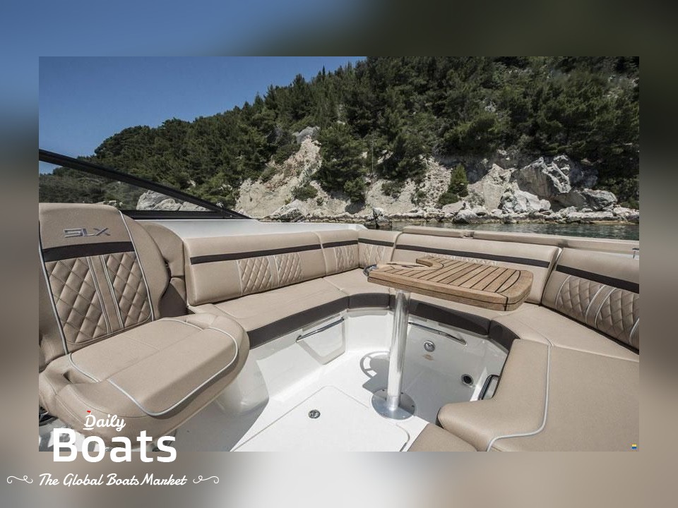 2022 Sea Ray 250 Sunsport Inboard for sale. View price, photos and Buy ...