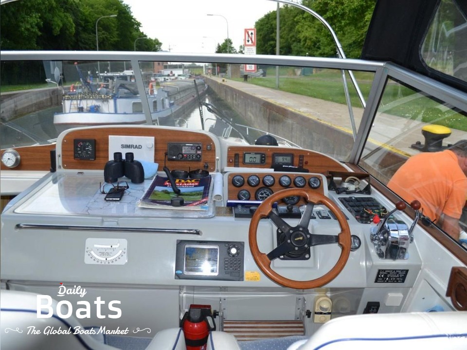 1997 Broom Ocean 38 for sale. View price, photos and Buy 1997 Broom ...