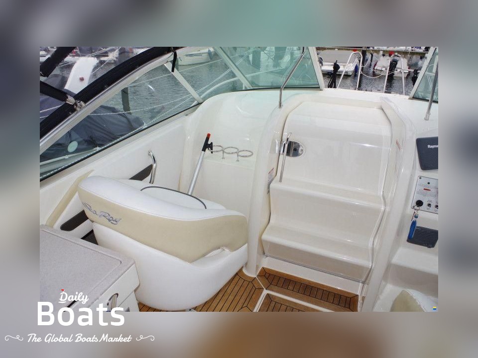 Sea Ray 235 Weekender for sale. View price, photos and Buy Sea Ray 235 ...