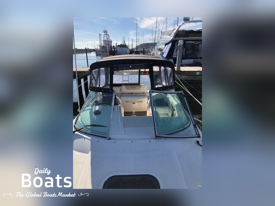 Sea Ray 235 Weekender for sale. View price, photos and Buy Sea Ray 235 ...