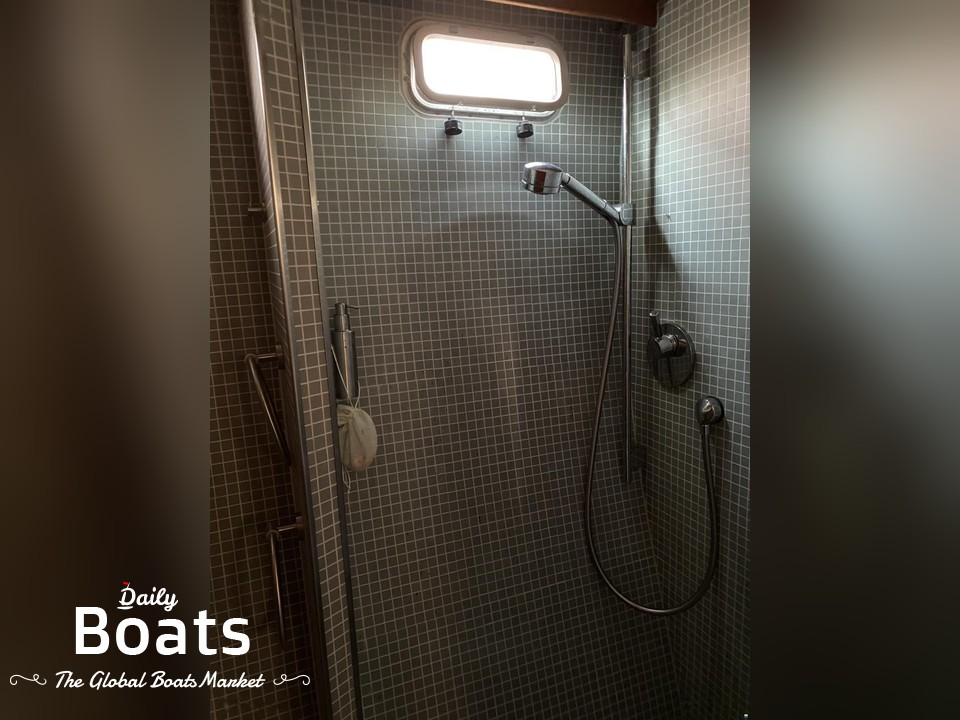 1989 Neptunus 133 / 44 Ak Fly for sale. View price, photos and Buy 1989 ...