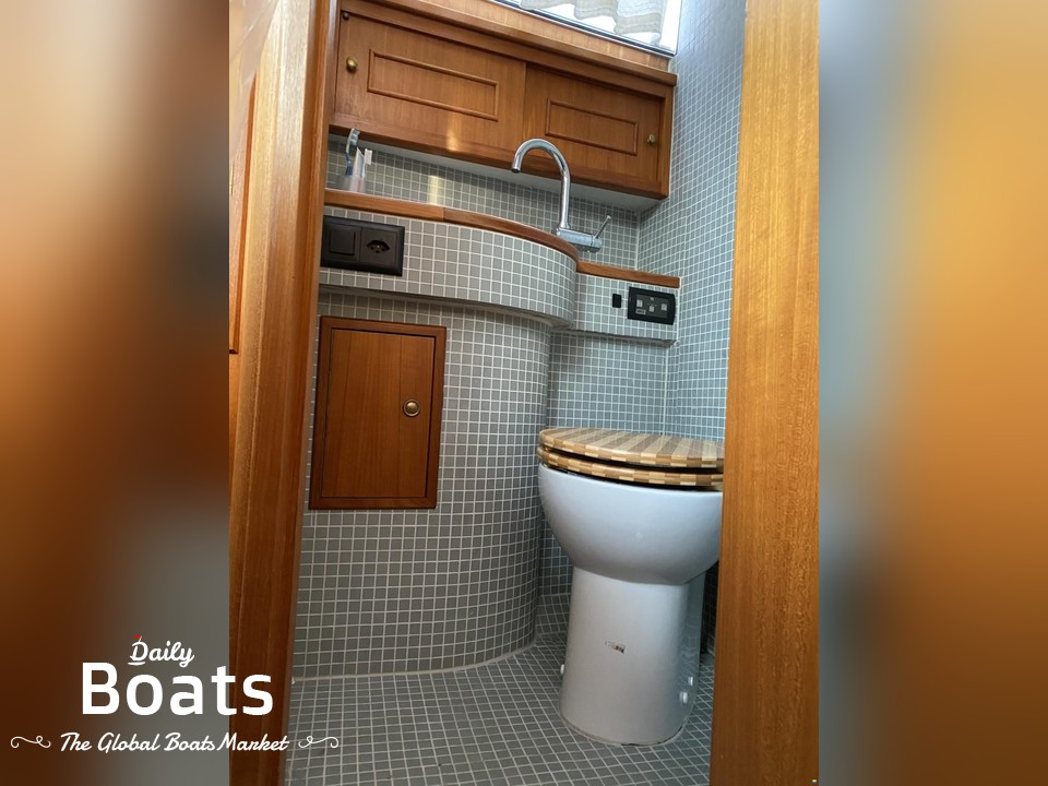 1989 Neptunus 133 / 44 Ak Fly for sale. View price, photos and Buy 1989 ...