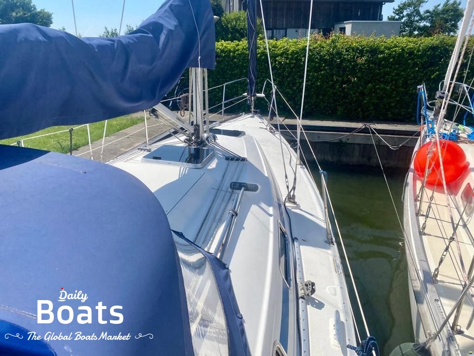 1999 Bavaria 31 for sale. View price, photos and Buy 1999 Bavaria 31 ...