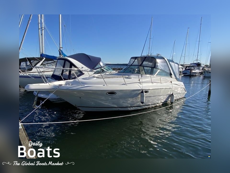 2000 Monterey 322 Cruiser Diesel for sale. View price, photos and Buy ...