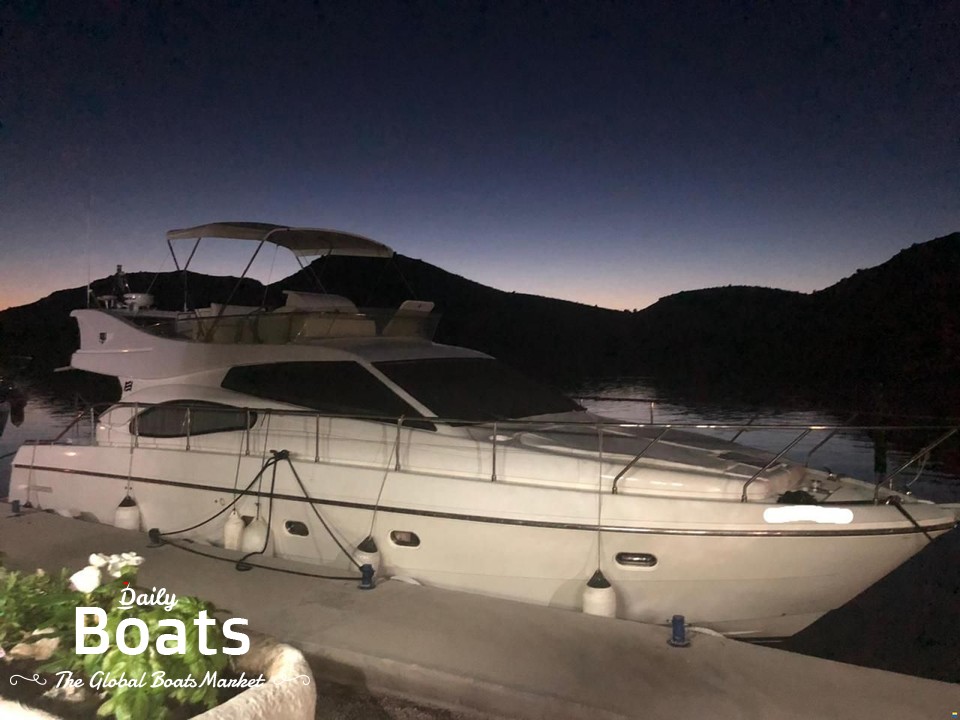 2001 Ferretti 480 for sale. View price, photos and Buy 2001 Ferretti ...