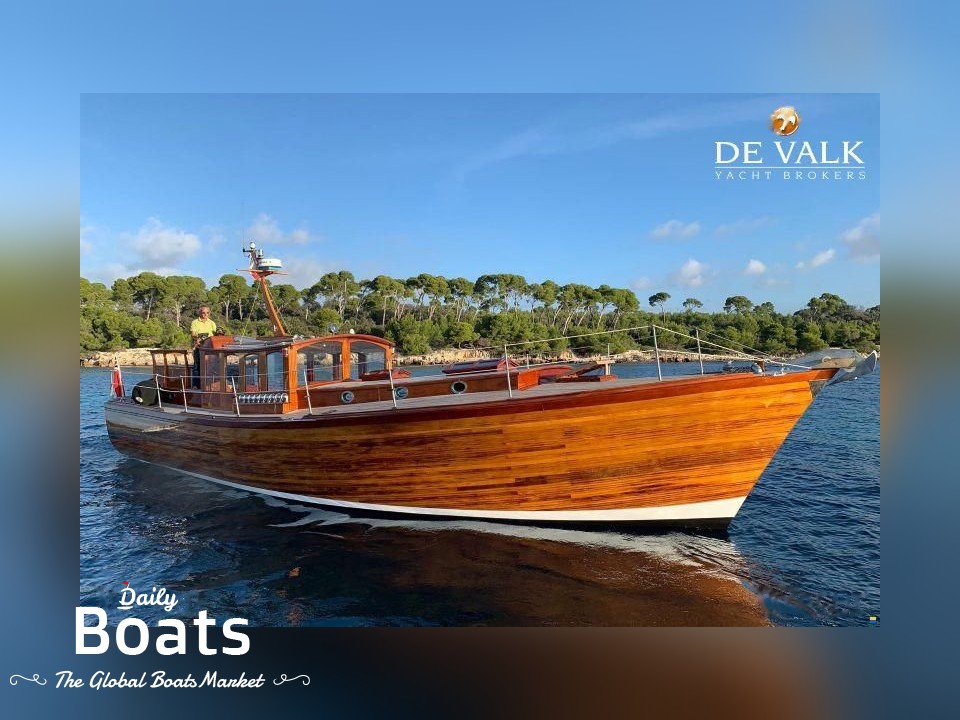 Antique classic power boats Mc Millan for sale - Daily Boats