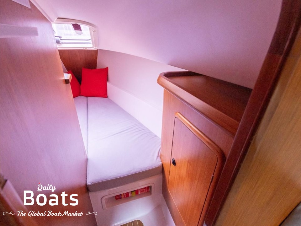 2008 Seaquest 32 - Sj320 for sale. View price, photos and Buy 2008 ...