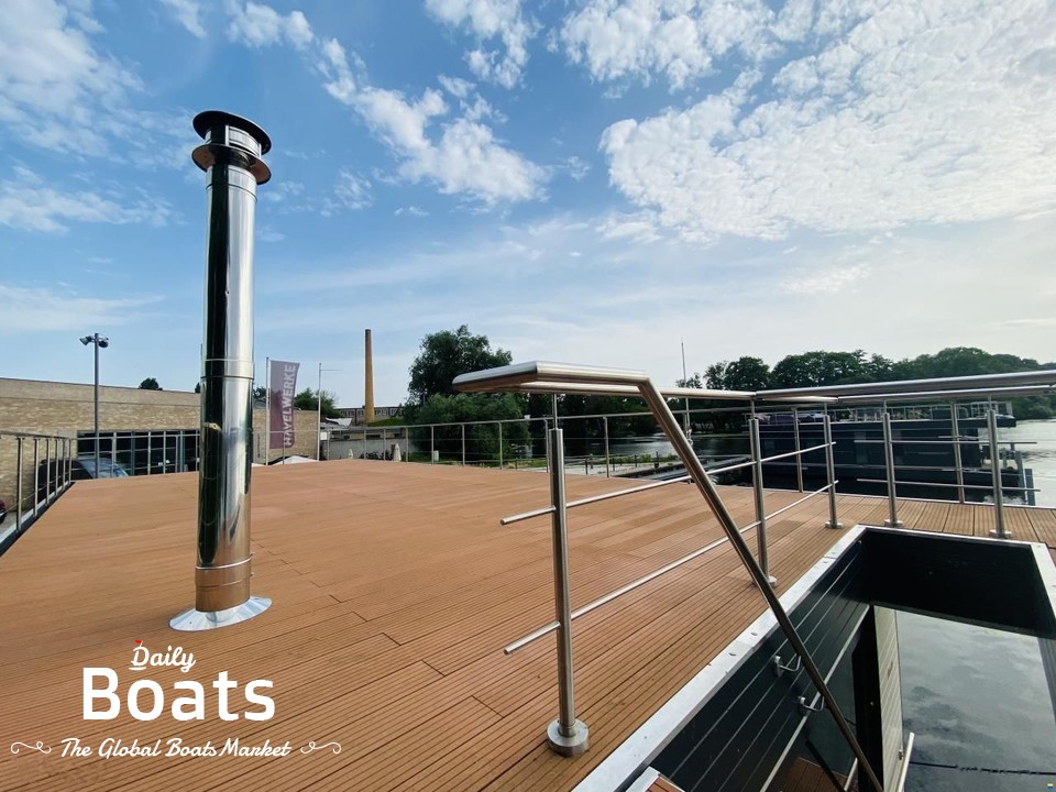 2018 ReV-House Mit Liegeplatz In Berlin for sale. View price, photos ...