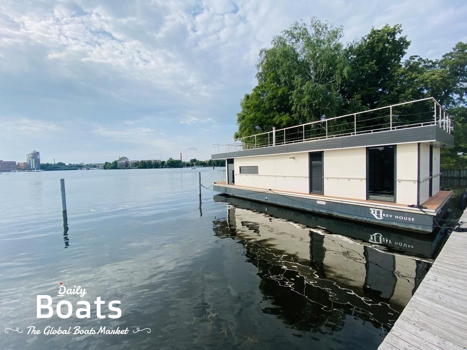 2018 ReV-House Mit Liegeplatz In Berlin for sale. View price, photos ...