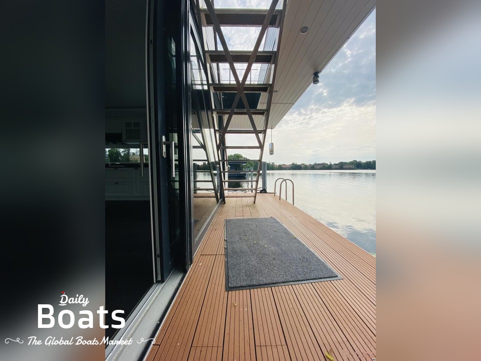 2018 ReV-House Mit Liegeplatz In Berlin for sale. View price, photos ...