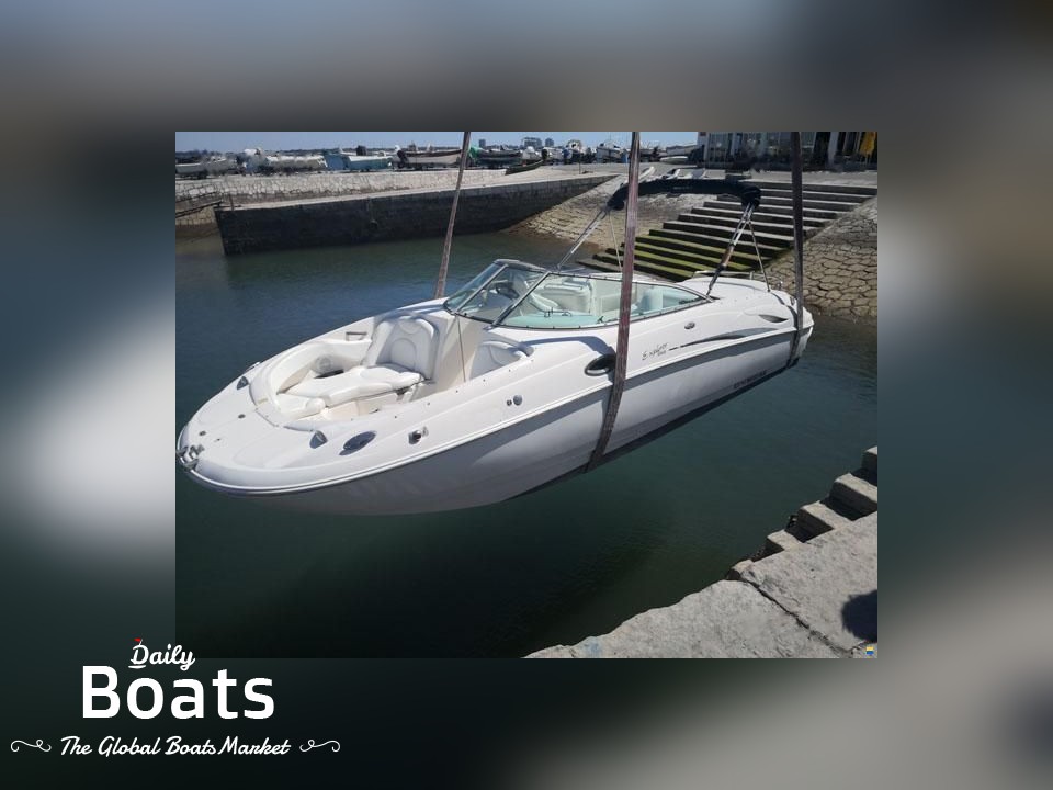 2003 Monterey Explorer 253 for sale. View price, photos and Buy 2003 ...