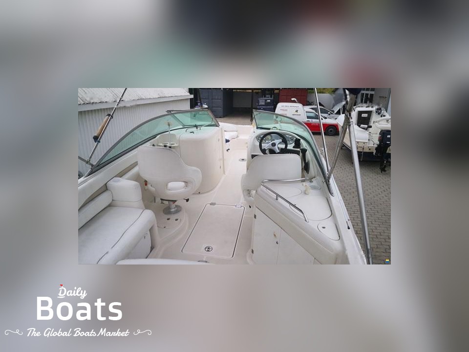 2003 Monterey Explorer 253 for sale. View price, photos and Buy 2003 ...