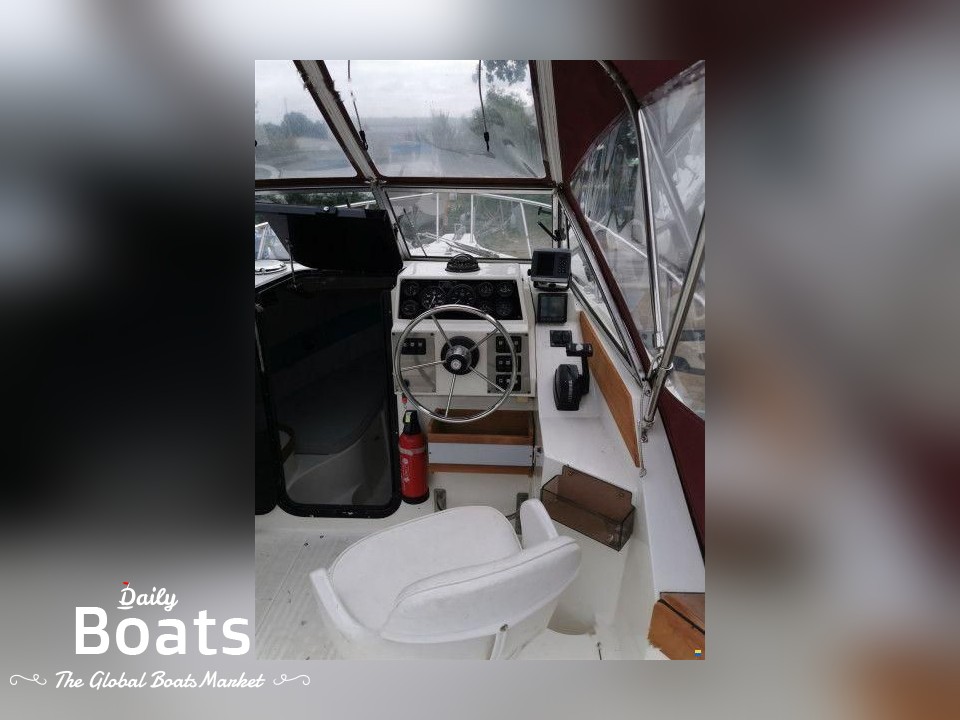 1993 Celebrity 2300 Fish Hawk for sale. View price, photos and Buy 1993 ...