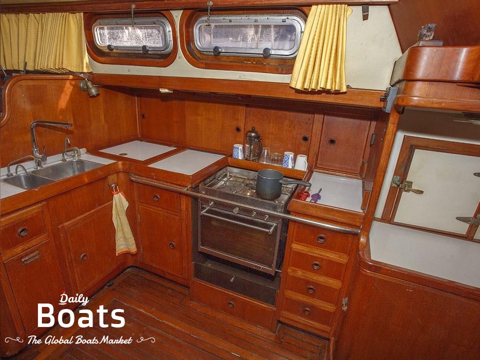 1989 Skua 42 (Tradewind) for sale. View price, photos and Buy 1989 Skua ...