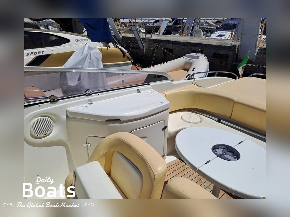 2007 Cranchi Csl 27 for sale. View price, photos and Buy 2007 Cranchi ...