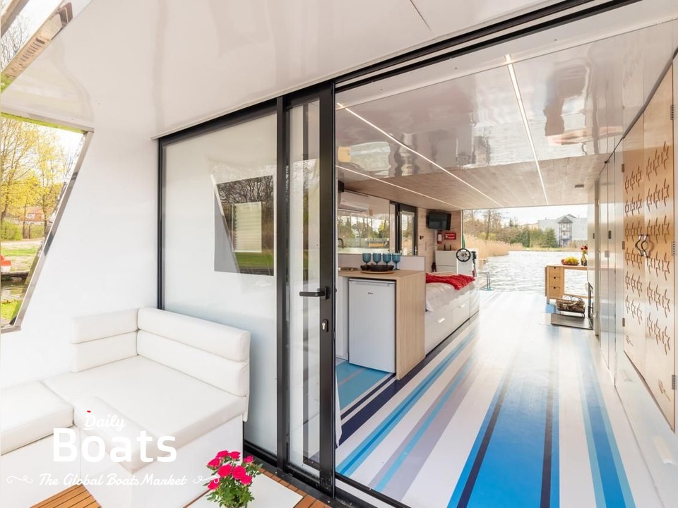 HT Catamarans Houseboat Ht11 + Petrol Engine for sale. View price ...