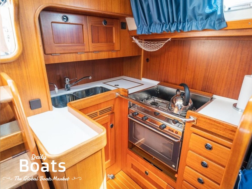 2004 Hallberg-Rassy 37 for sale. View price, photos and Buy 2004 ...