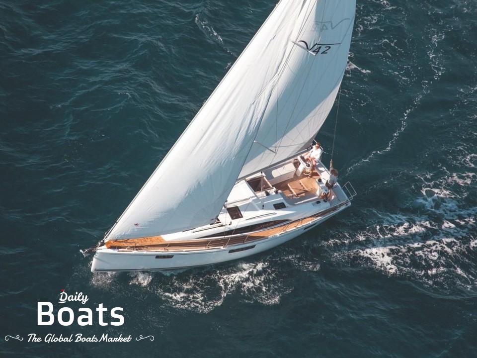 Bavaria Vision 42 for sale. View price, photos and Buy Bavaria Vision ...