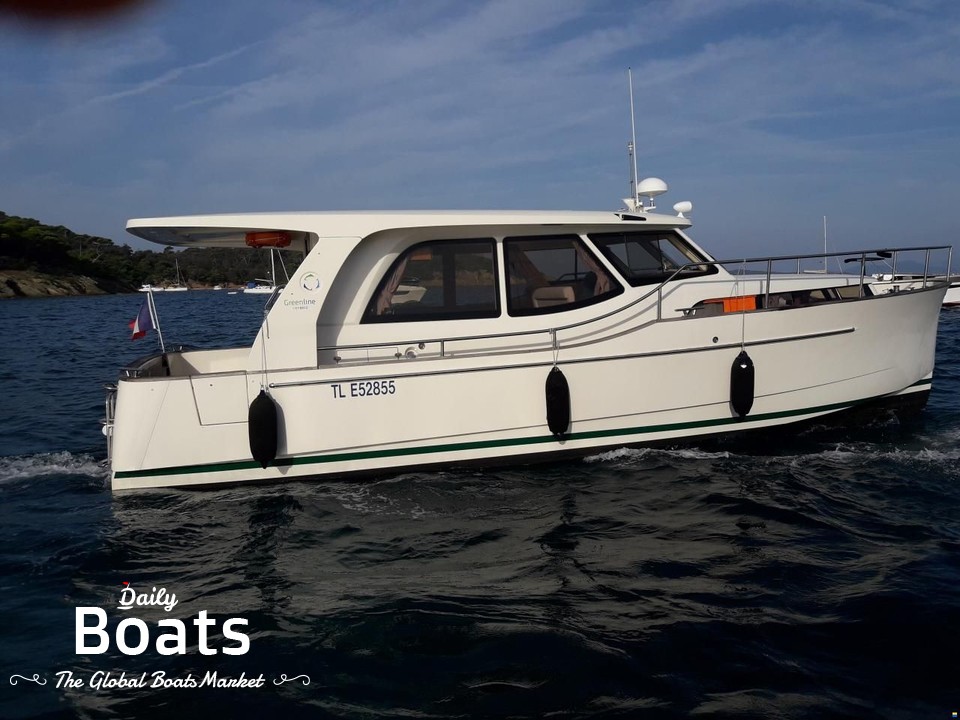 2017 Greenline 33 Full Options for sale. View price, photos and Buy ...