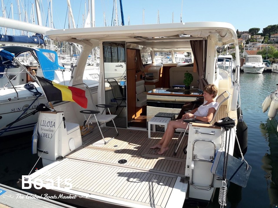 2017 Greenline 33 Full Options for sale. View price, photos and Buy ...