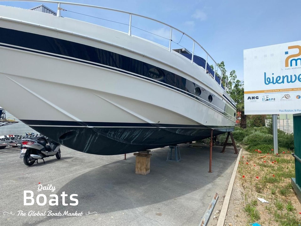 1995 Pershing 40 for sale. View price, photos and Buy 1995 Pershing 40 ...