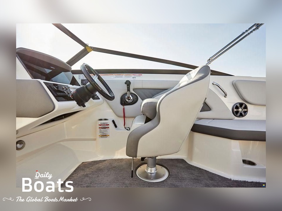 2022 Sea Ray 230 Spx Inboard for sale. View price, photos and Buy 2022 ...