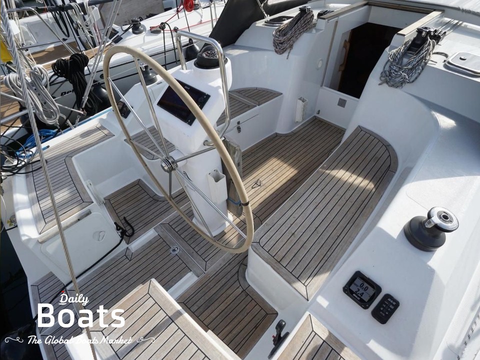 2015 Hanse 325 for sale. View price, photos and Buy 2015 Hanse 325 #365820