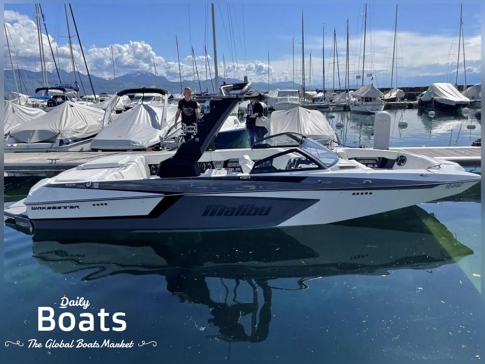 2021 Malibu Wakesetter 24 Mxz (Livrable De Suite) for sale. View price ...