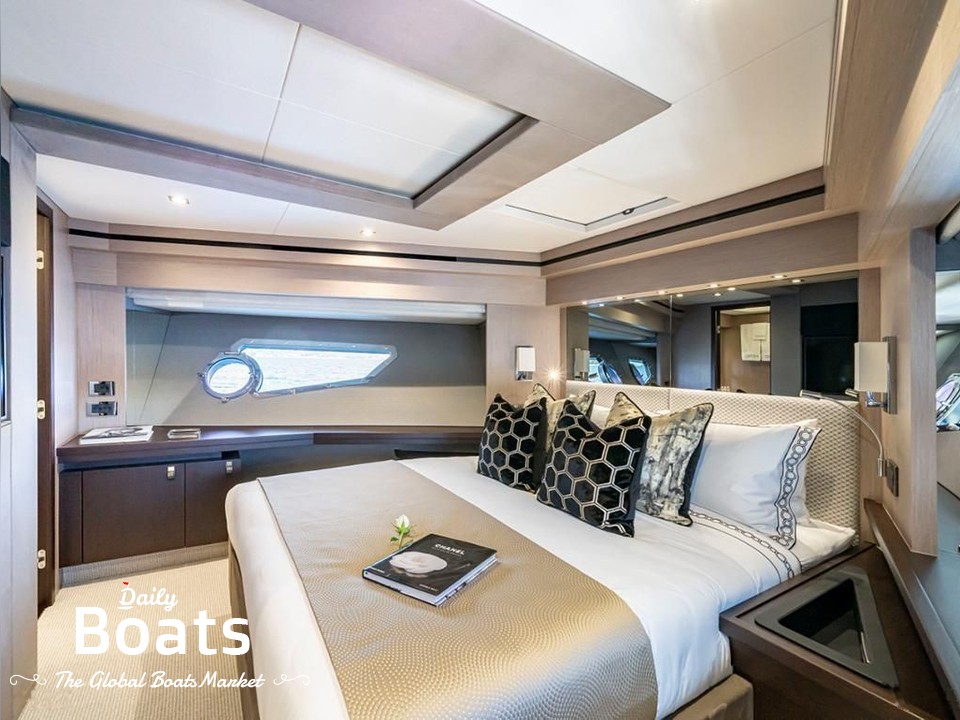 2020 Sunseeker 86 Yacht for sale. View price, photos and Buy 2020 ...