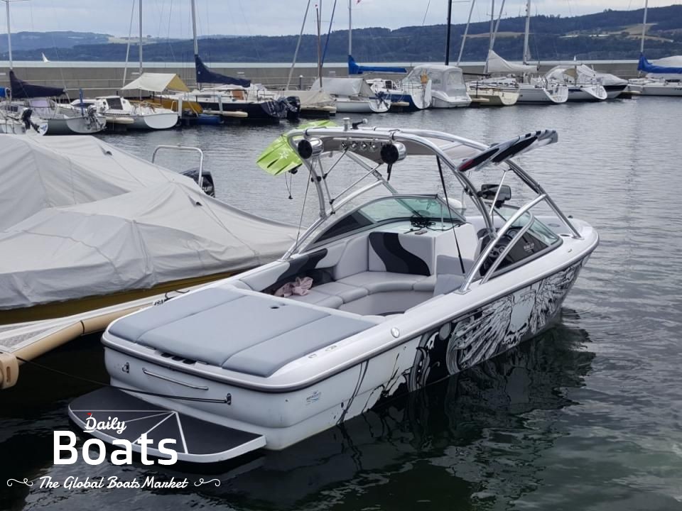2005 Moomba Mobius for sale. View price, photos and Buy 2005 Moomba ...