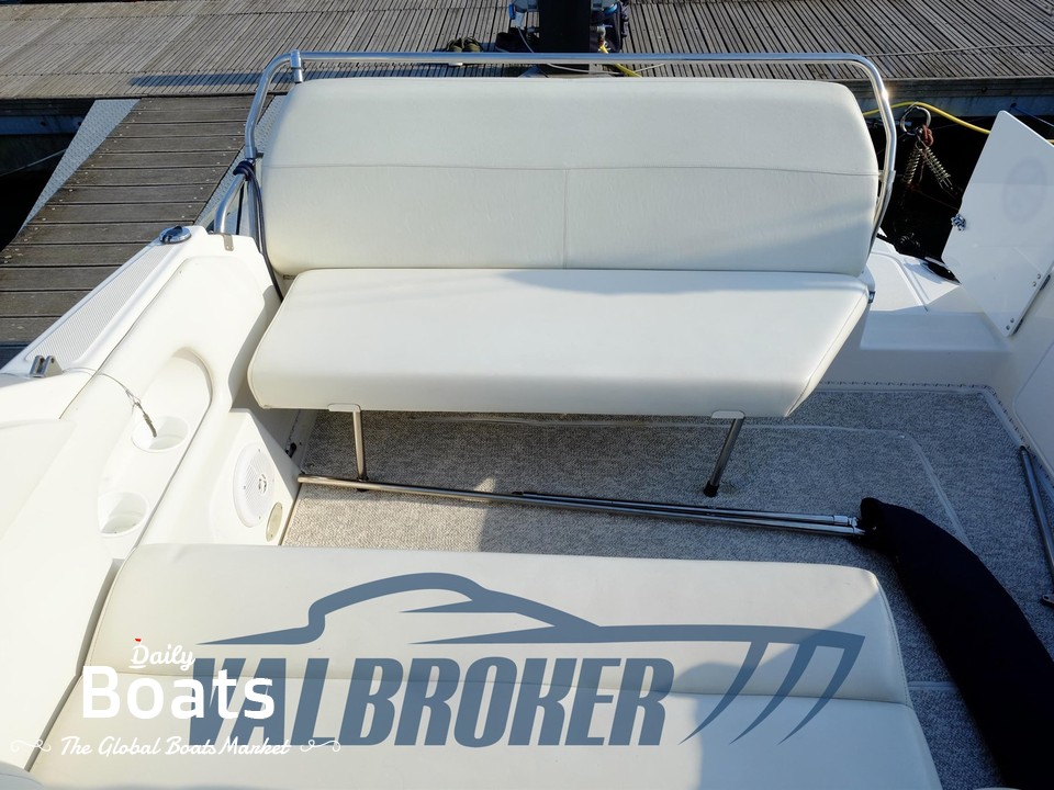 2002 Regal Marine Commodore 2665 for sale. View price, photos and Buy ...